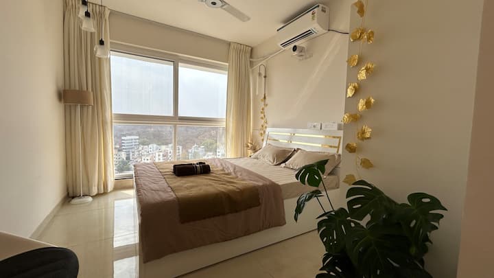 The Golden Bliss - Pune