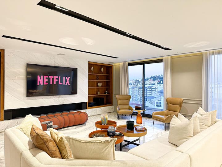 Luxury 3br Penthouse W/ Views - Tânger