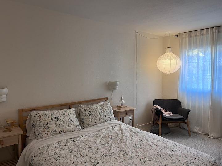 Modern Cozy Condo Downtown - 爾灣