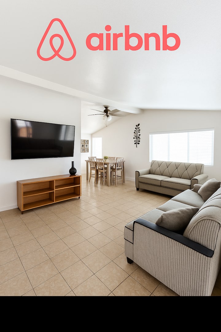 Private Vacation Home!
10min To Fremont/strip - North Las Vegas, NV