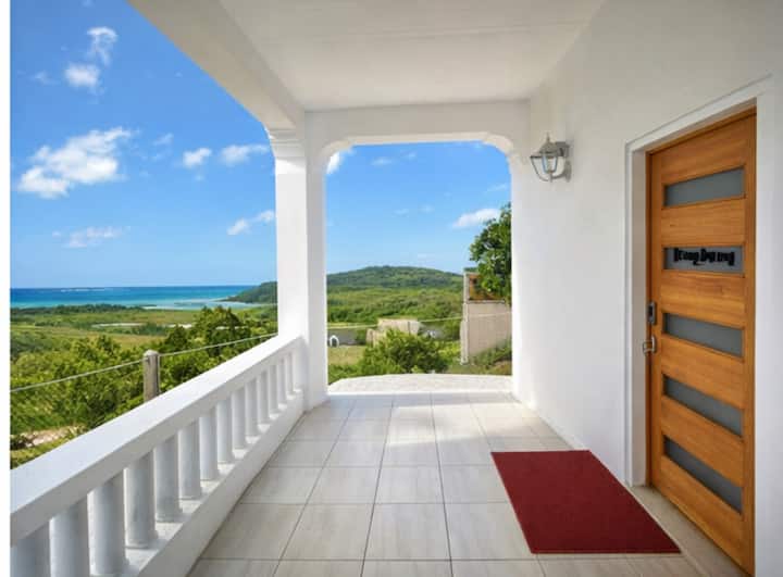 Ocean View Apt | Balcony | Close To All | Sleeps 3 - Antigua-et-Barbuda
