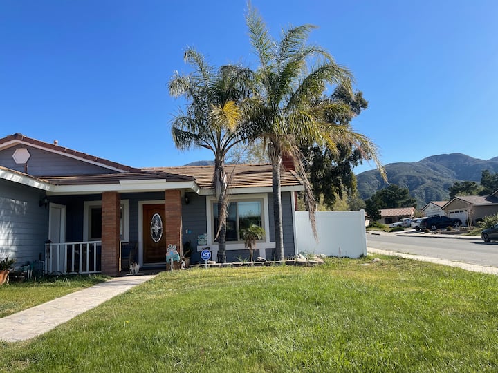 Cozy Home With Peaceful Mountain View’s - Glen Helen Regional Park, San Bernardino