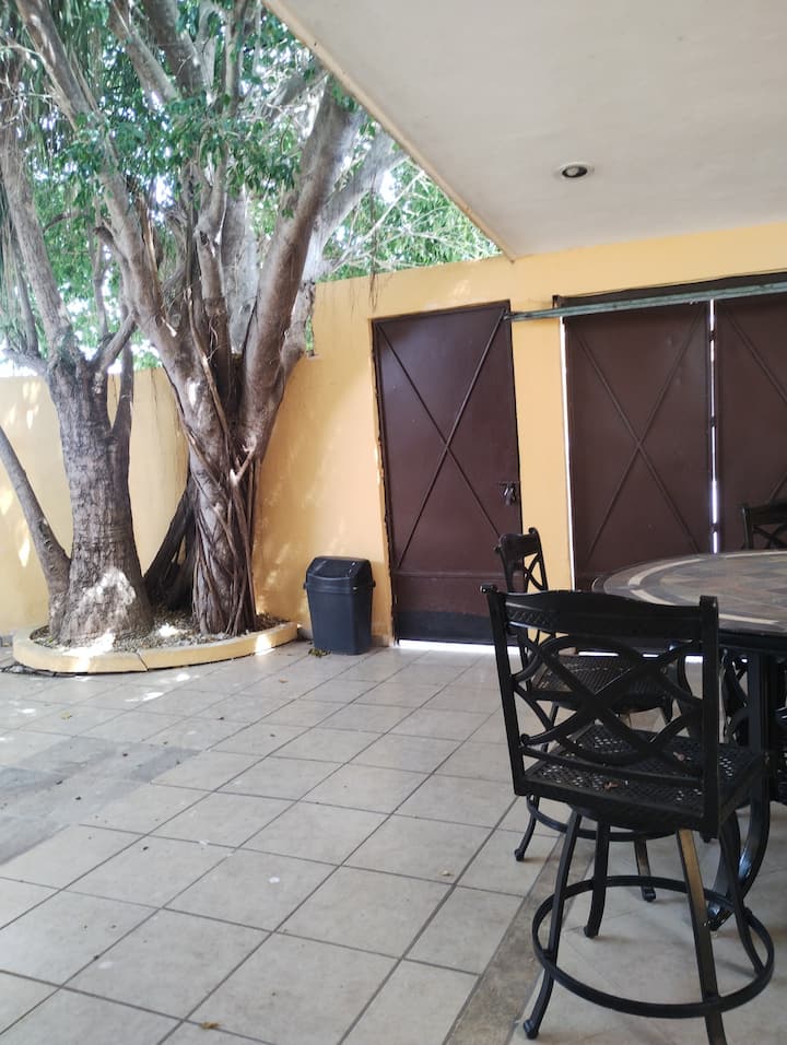 Hermosa Casa Con Piscina Y Bar - Mérida