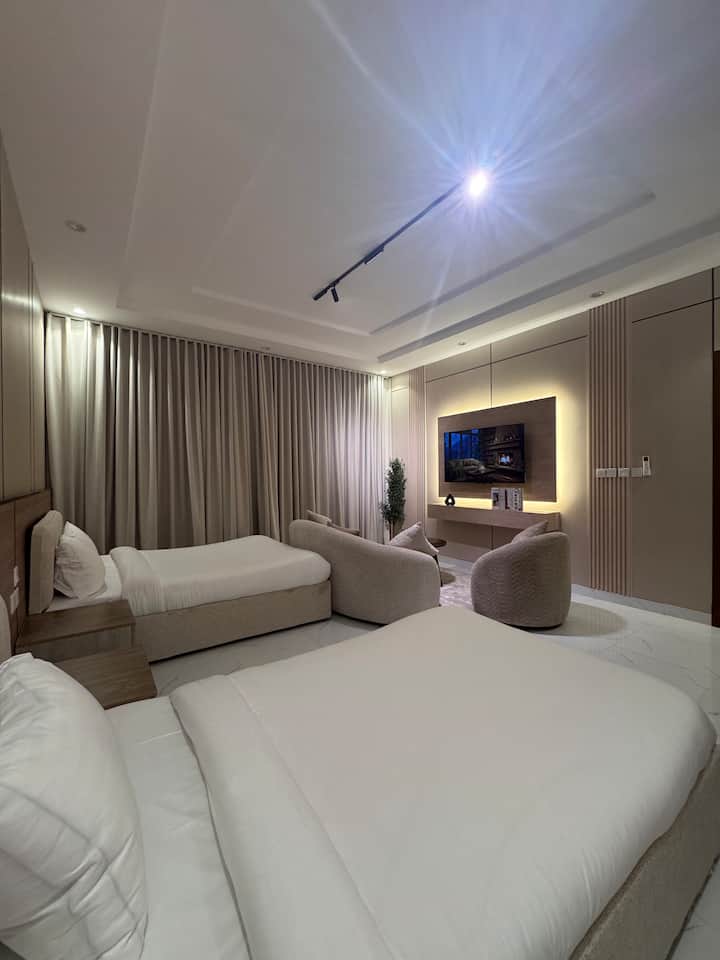 استديو واسع قريب من ملعب الانماء | 22 - Jeddah