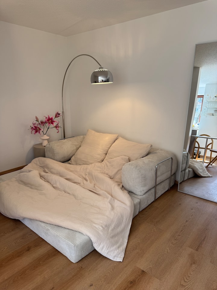 Near Oktoberfest Central 2-room Apartment - Munich