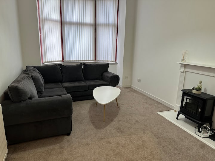 Homely Place Close To City - Glasgow