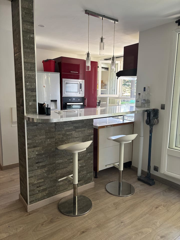 Bonjour, Je Loue Mon Appartement - Bondy