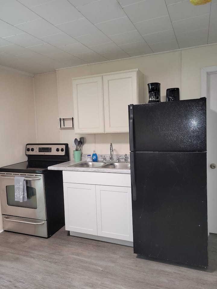 New Quiet Apt Nc/va Line-casino! - Eden, NC