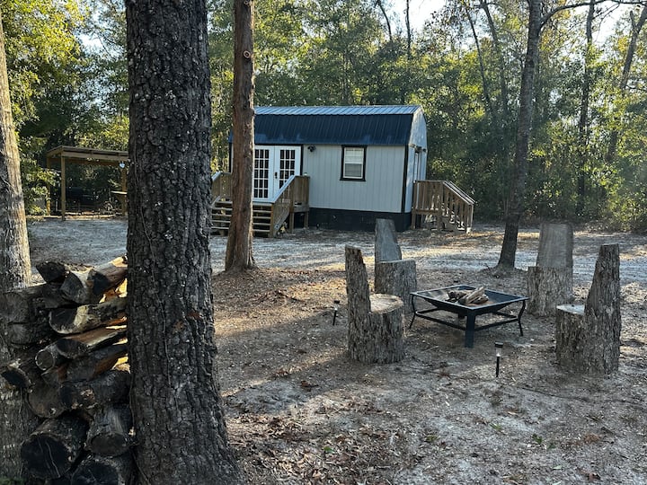 Minnie Mansion - Branford, FL