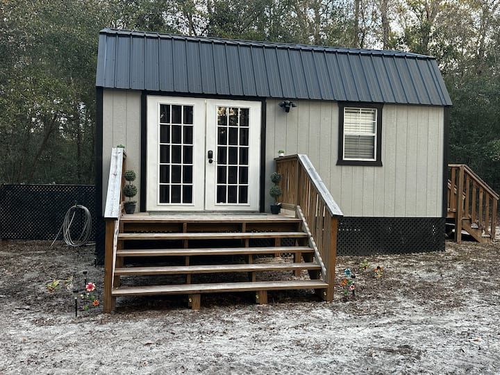 Minnie Mansion - Branford, FL