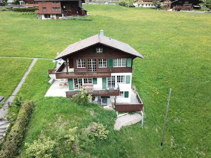 Chalet In Der Wiese - Kandersteg