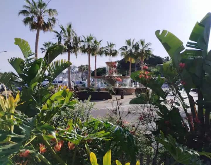 Situation Exceptionnelle à 2 Pas De La Plage - Bandol