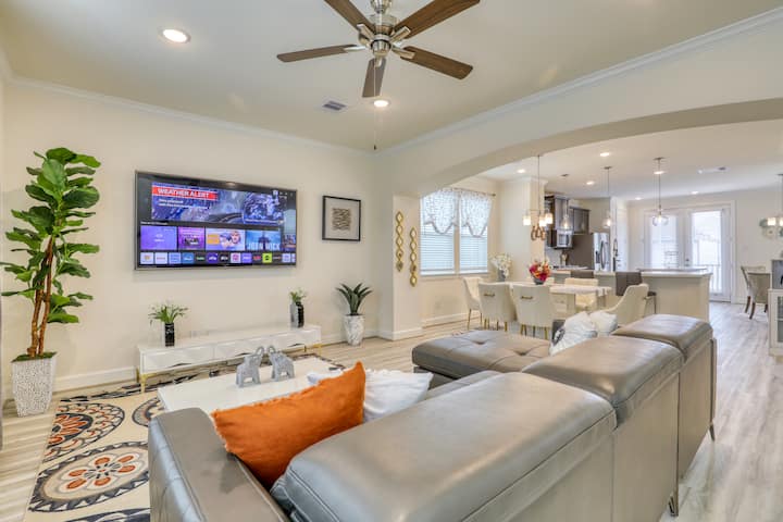 Modern 3br Houston Retreat – 15m To Nrg & Downtown - Houston, TX