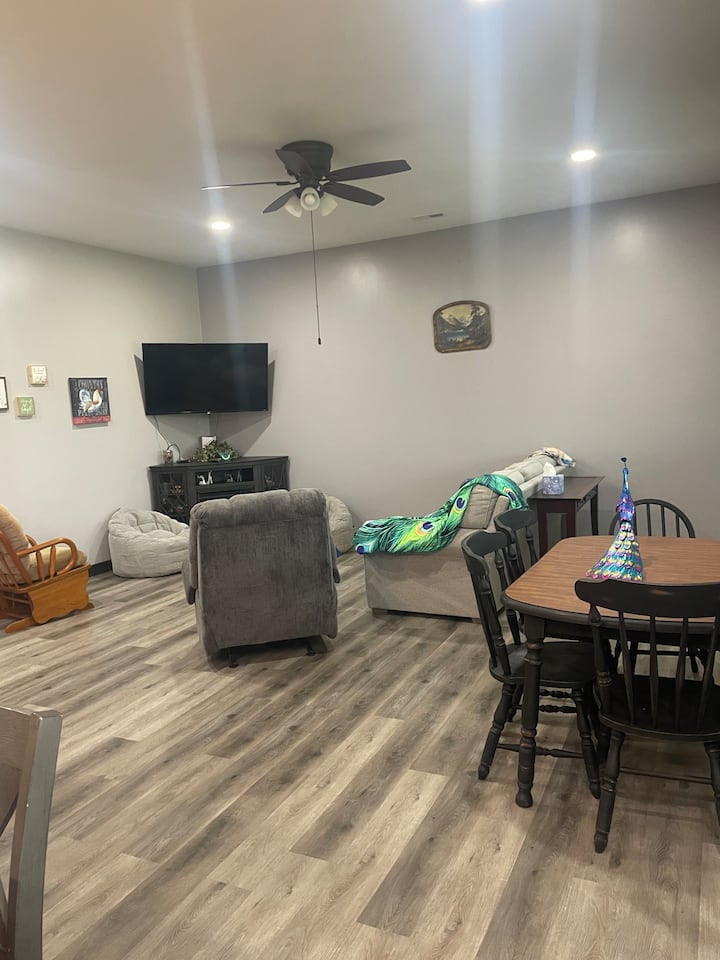 Peacock Acres - Mammoth, Santa Claus