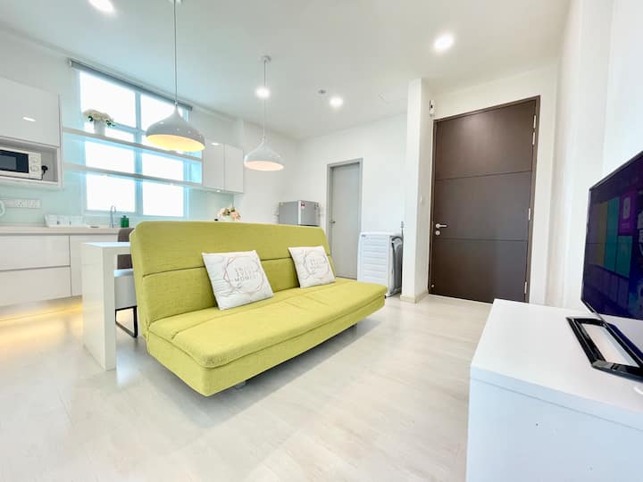 Classic Cottage 经典小屋@ Straits Garden, Georgetown - George Town