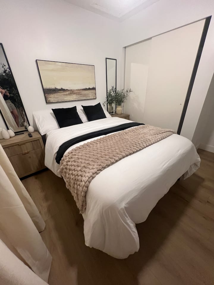 Private Room Next To Park - West Valley City, UT