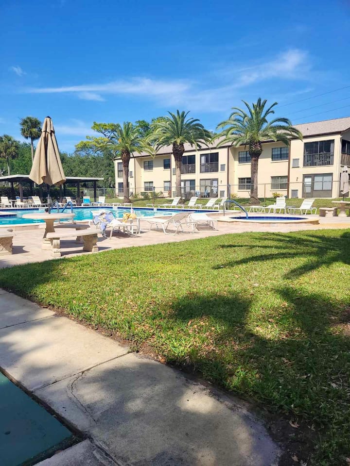 Selah Suit At Clearwater - Dunedin, FL