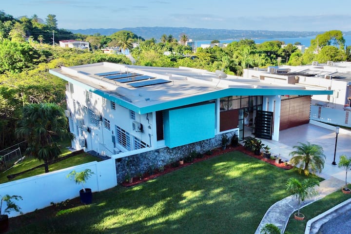 Chalet Vista Al Mar, 8-brs Near Crash Boat, Solar - Rincón