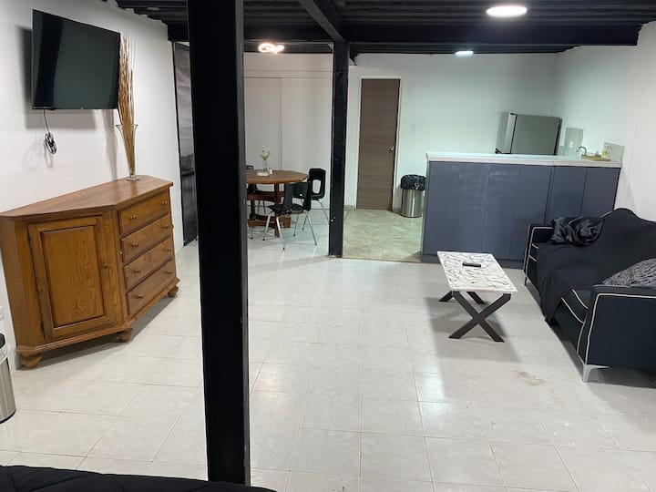 Departamento Amarilla, Wifi, Cómodo Y Céntrico - Nuevo Laredo