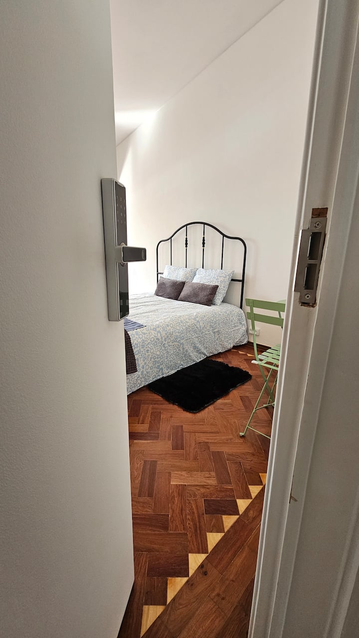 Quartos Privado 10min Da Praia. - Oeiras