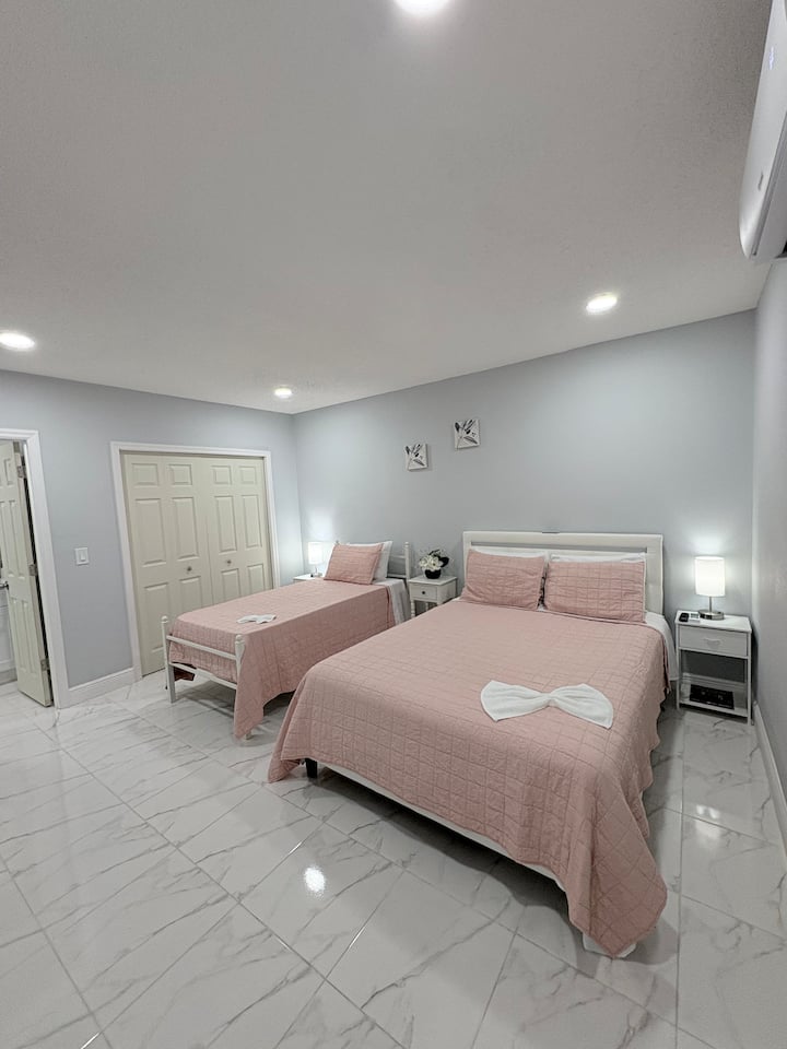 El Paraíso - Keystone, FL