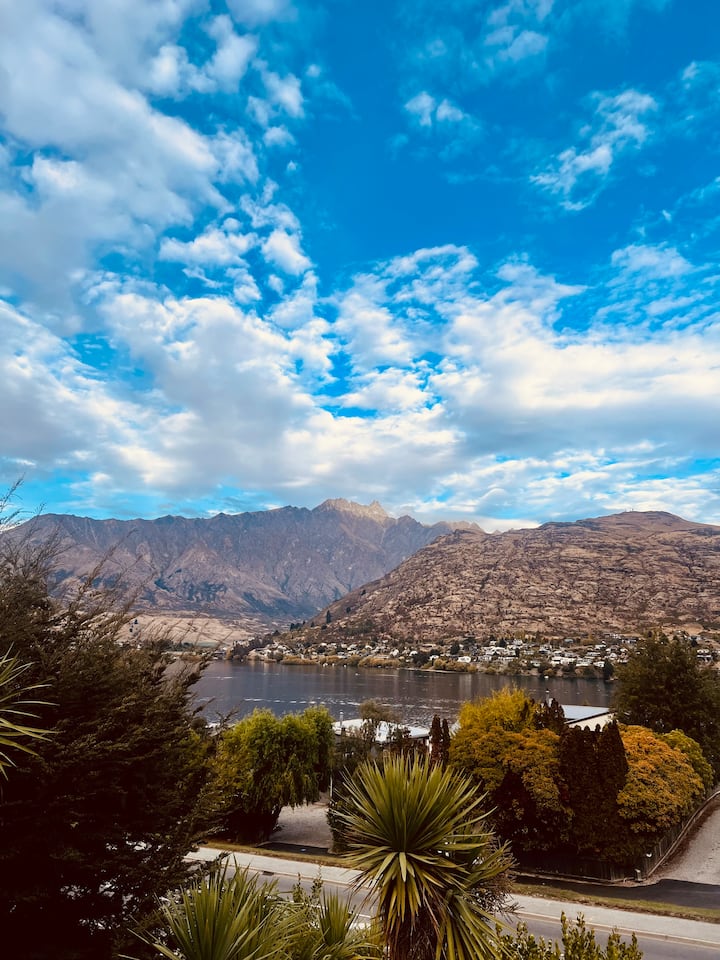 Double Room, In Lake View House - Queenstown