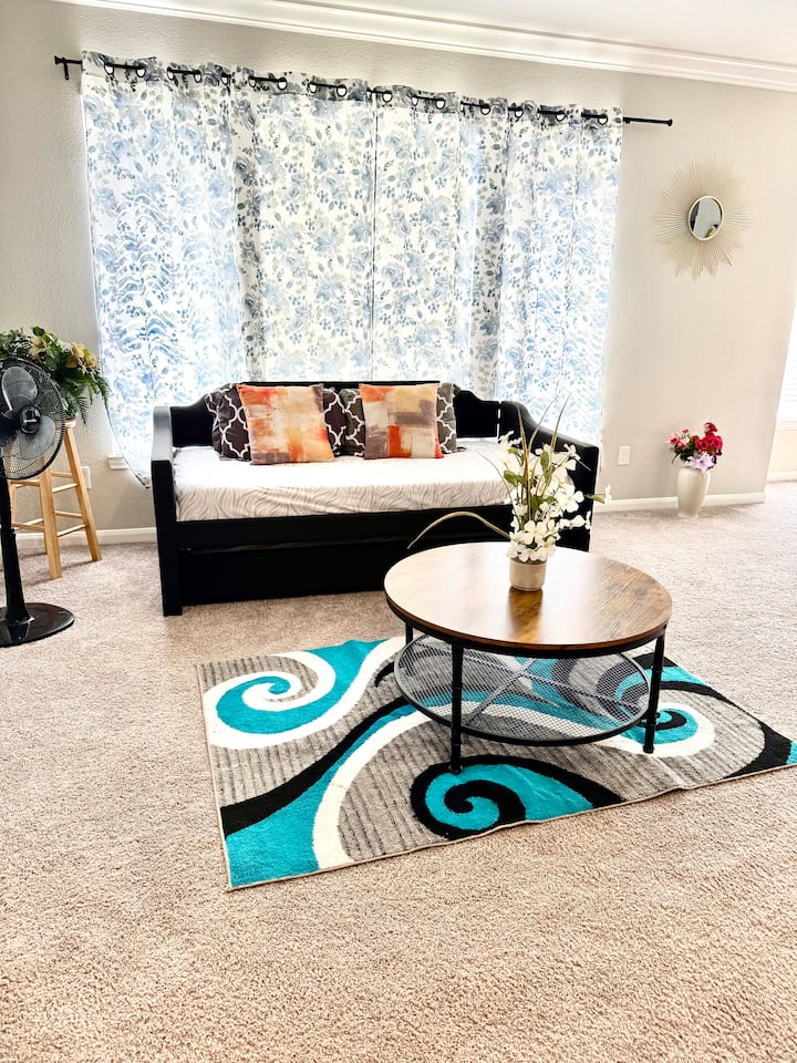 Med|2br|2bth|2kbd|nrg|dt|zoo|md| - Bellaire, TX