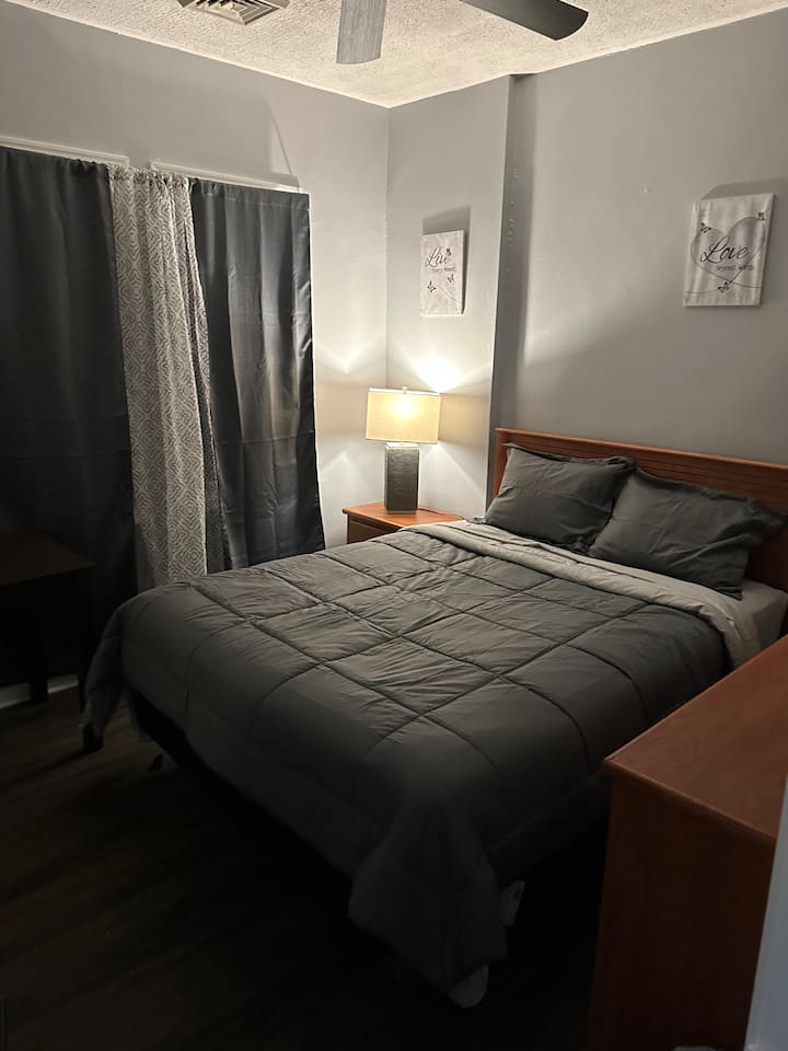 Chic, Fully-furnished Rooms - Scranton, PA