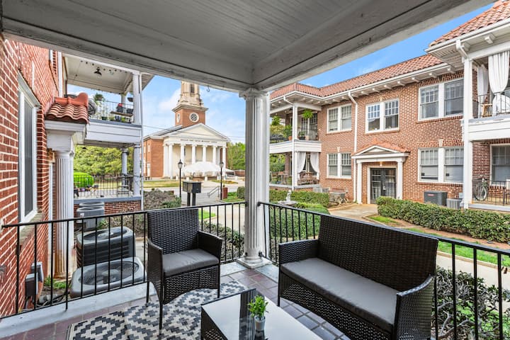 Decatur Gem | Balcony Overlooking The Square - Decatur, GA
