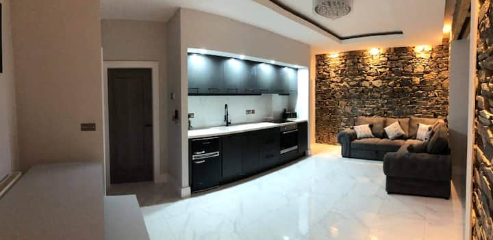 Modern Apartment Near The Sea - Buncrana