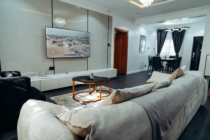 Fully Furnished 3 Bedroom - Nigeria