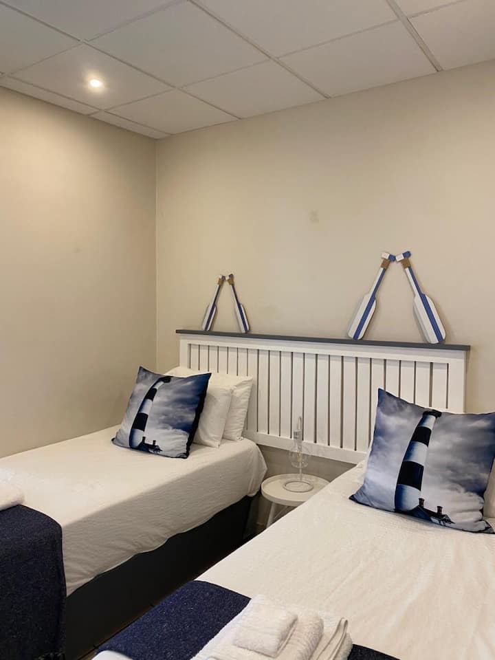 Salt & Cellar - Paarl - Self Catering Apartment - Paarl