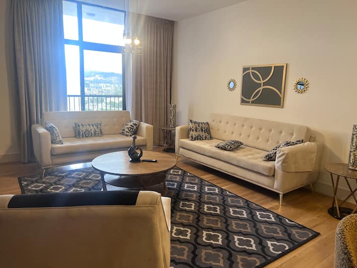 Spacious Apartment & City Views - 衣索比亞