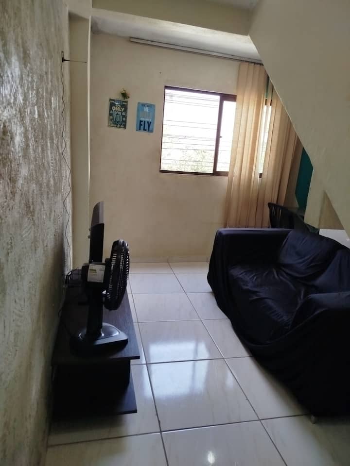 Apt⁰ 2 Quartos Recife Em Frente Metrô C/ar Cond. - Recife