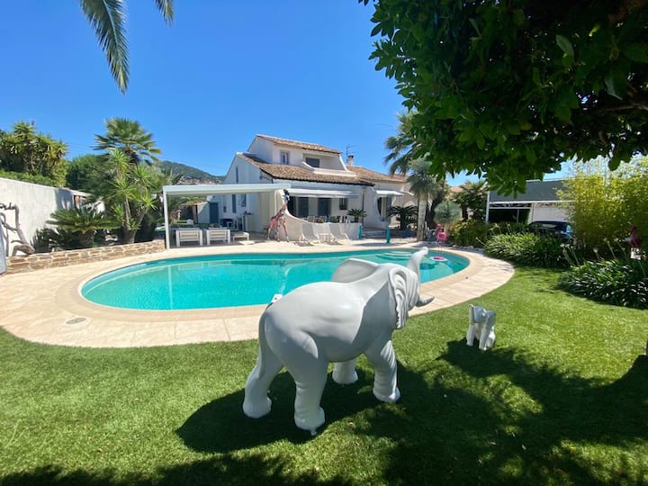 Studio, Climatisé Avec Piscine - Bormes-les-Mimosas