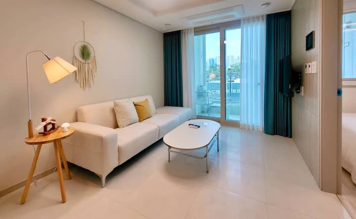 [효이스테이부산송도] #01이코노미스위트#테라스 #해상케이블카할인 #최대4인가능 - Busan