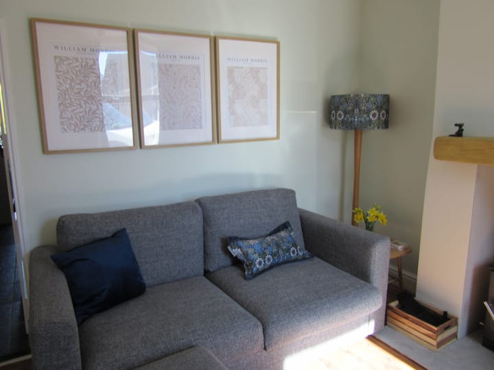 Charming Terraced Cottage - Macclesfield, UK