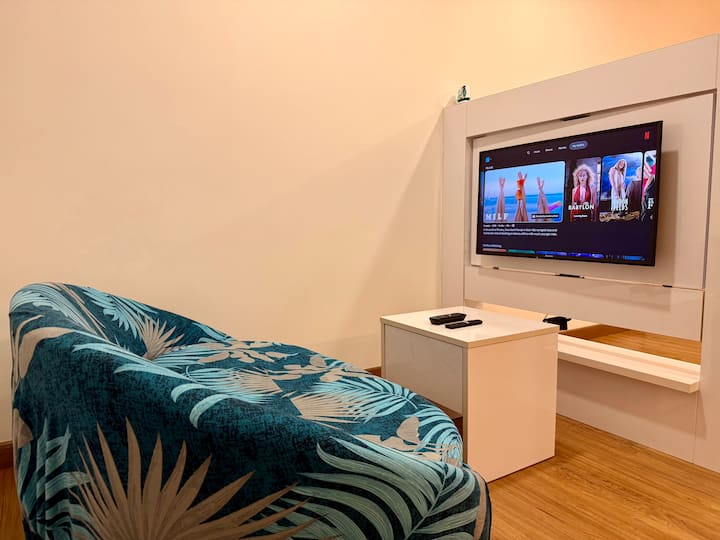 C3 High Floor Privacy Free Wifi Netflix 1 Parking - Seri Kembangan