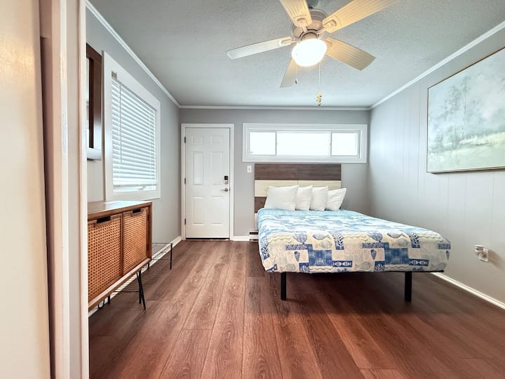 Dockside Escape 1 Bedroom Condo - Ocean City, MD