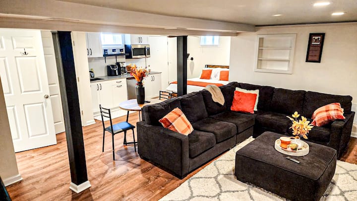 Modern Studio Apartment In Fairfield - Pinewood Lake, CT