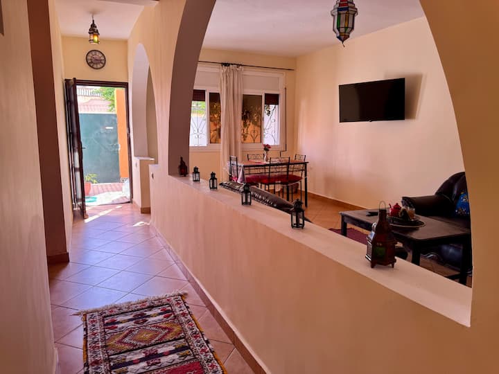 Spacieux Apt Traditionnel Style Riad - Agadir