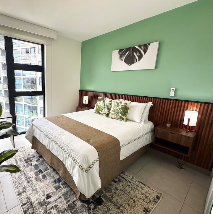 La Sabana| 17 Floor Condo W/ Pool, Gym, Sauna - San José