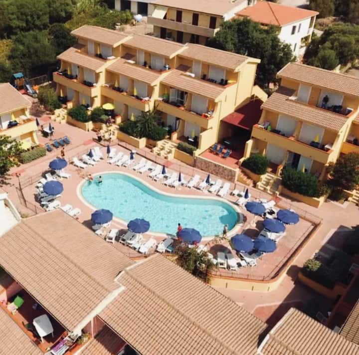 California Suite• Dream Beach, Romance & Adventure - Islas de Cerdeña