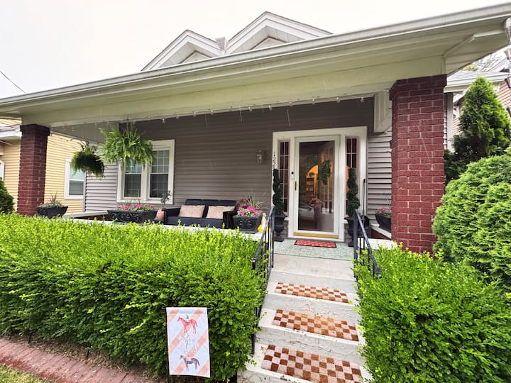 Maison De Lis - Louisville, KY