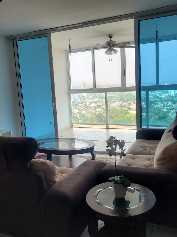 Modern Loft Near Everything! - Panama