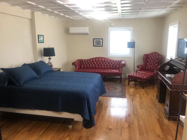 City Studio - Fredericksburg, VA