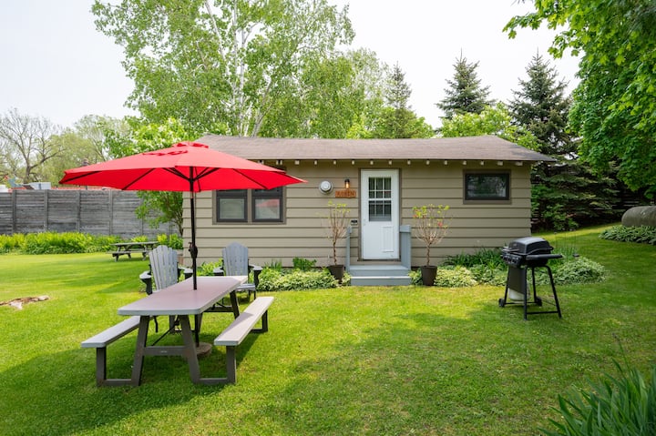 Vintage Cottage In Fish Creek Cottage #7 - Egg Harbor, WI