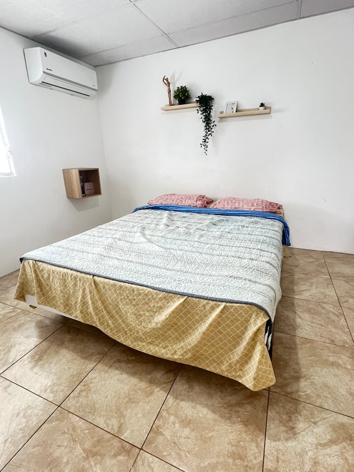 Casita Sj W/ac, Wi-fi, More - San Juan