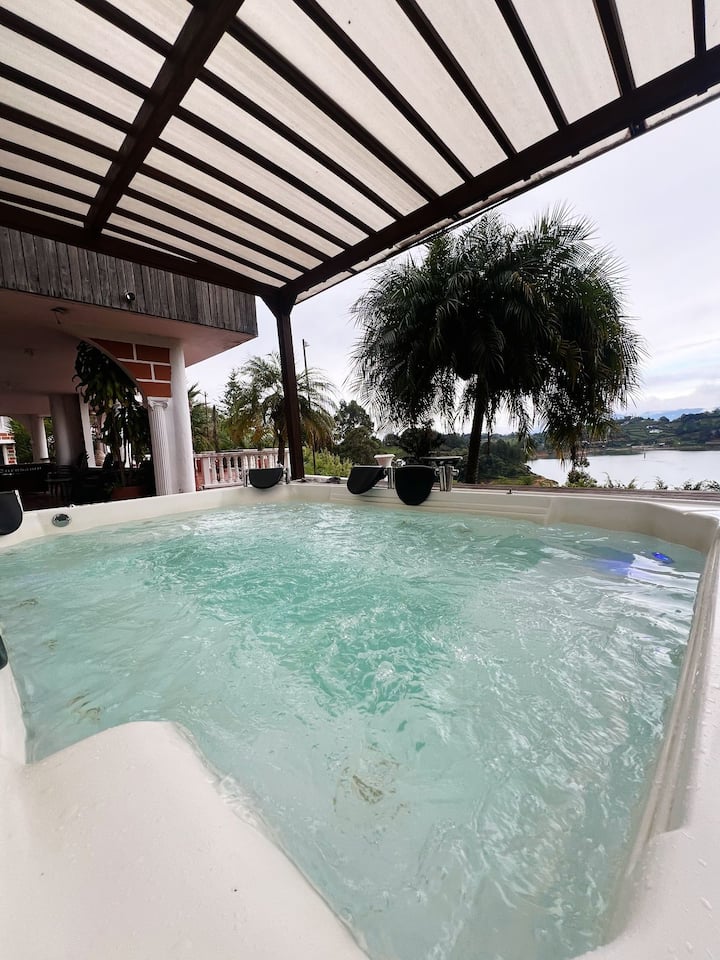 Campestre Con Jacuzzi Y Cerca A Sitios Turísticos - Guatape
