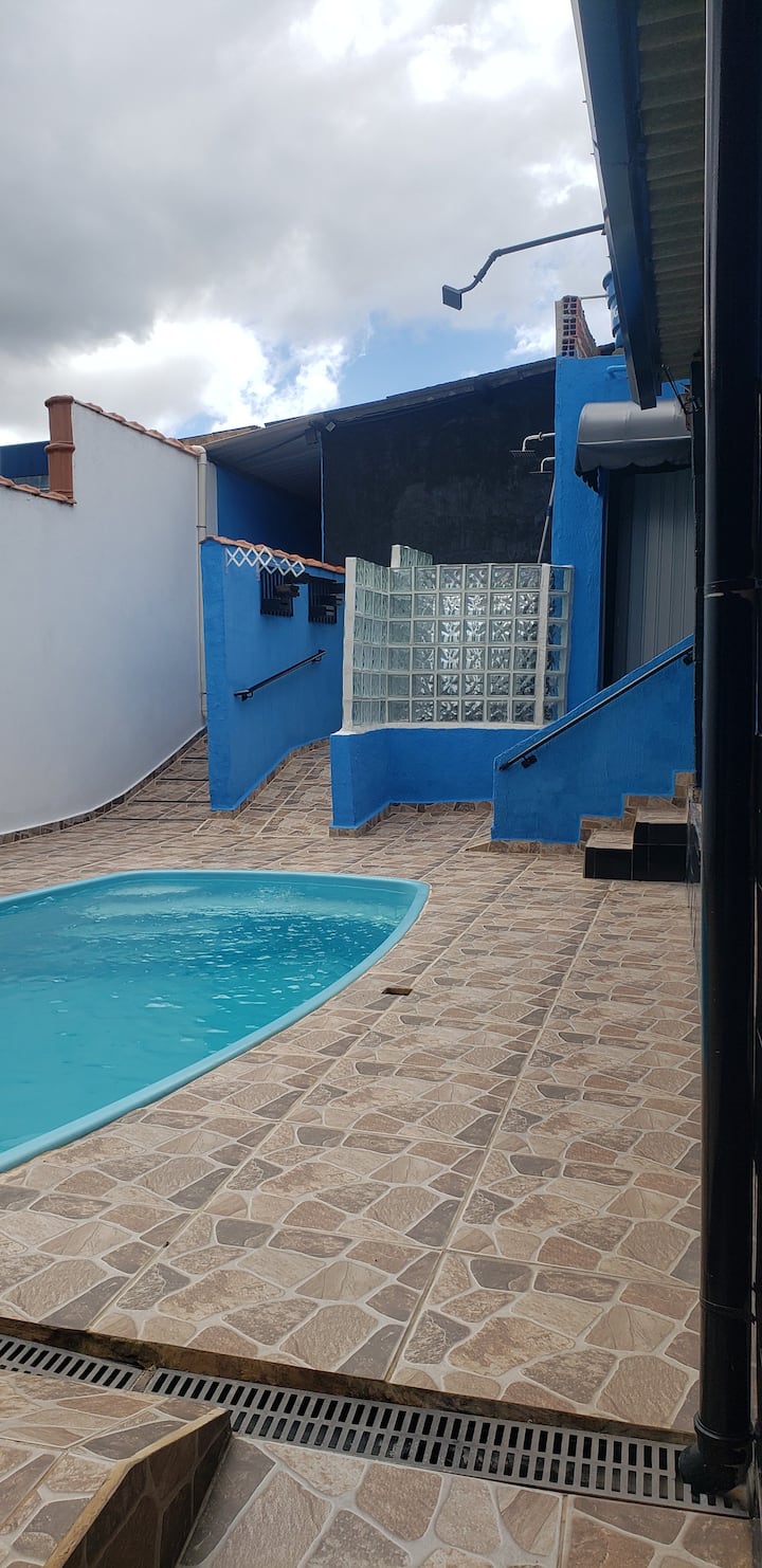 Casa Com A Piscina - Poá